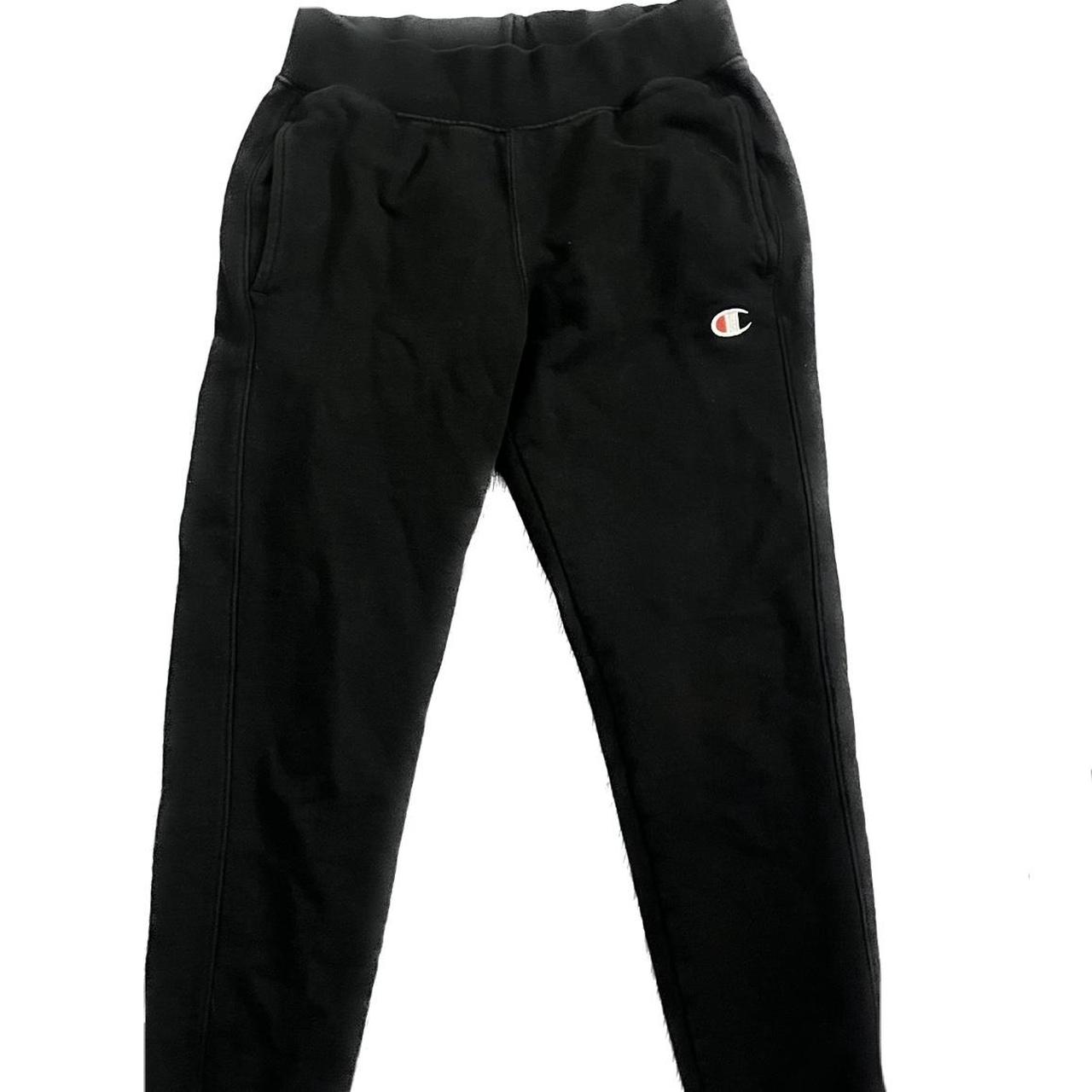 Champions sweatpants - Depop