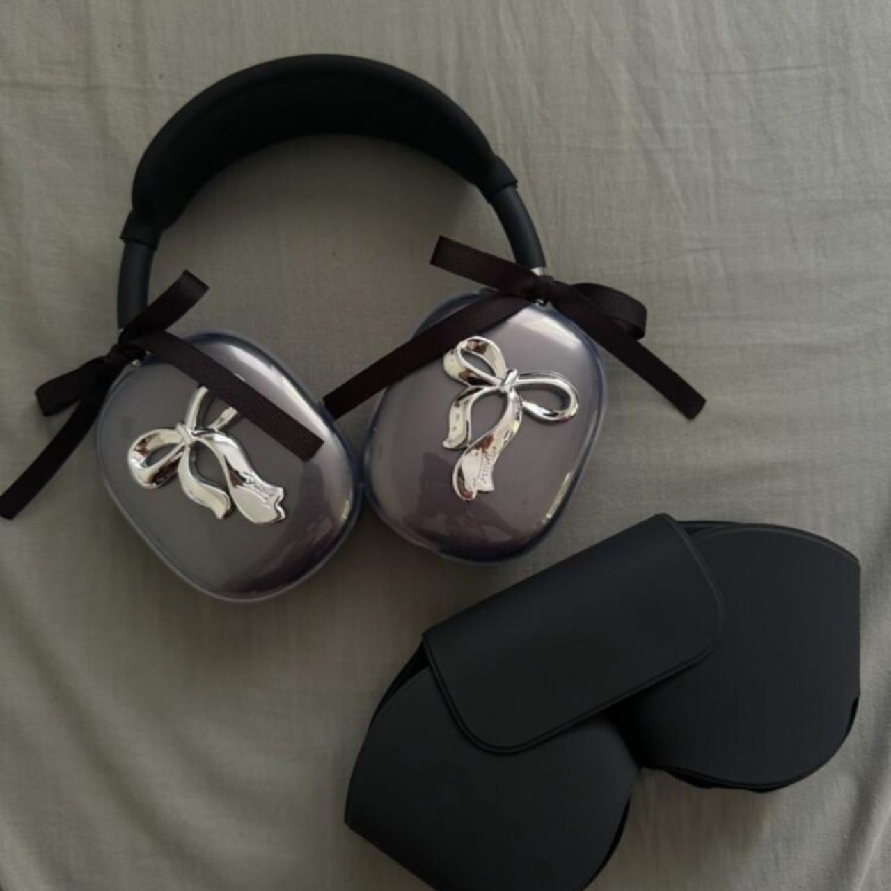 Airpod Max Case Bows ｡ﾟ•┈꒰ა ♡ ໒꒱┈• ｡ﾟ Message before... - Depop