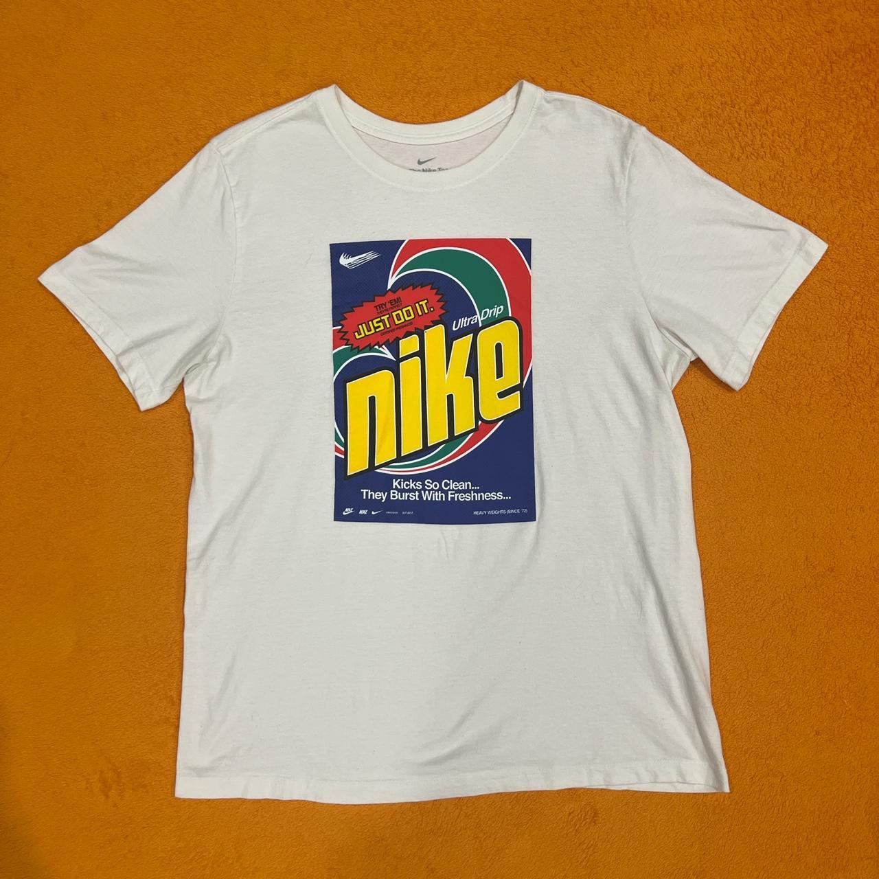 Large Nike graphic t shirt vintage looking Just Do... - Depop