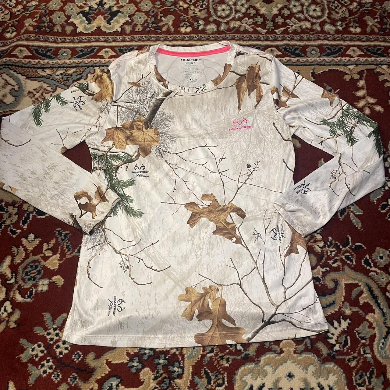 Realtree white winter camo long sleeve shirt Girls... - Depop