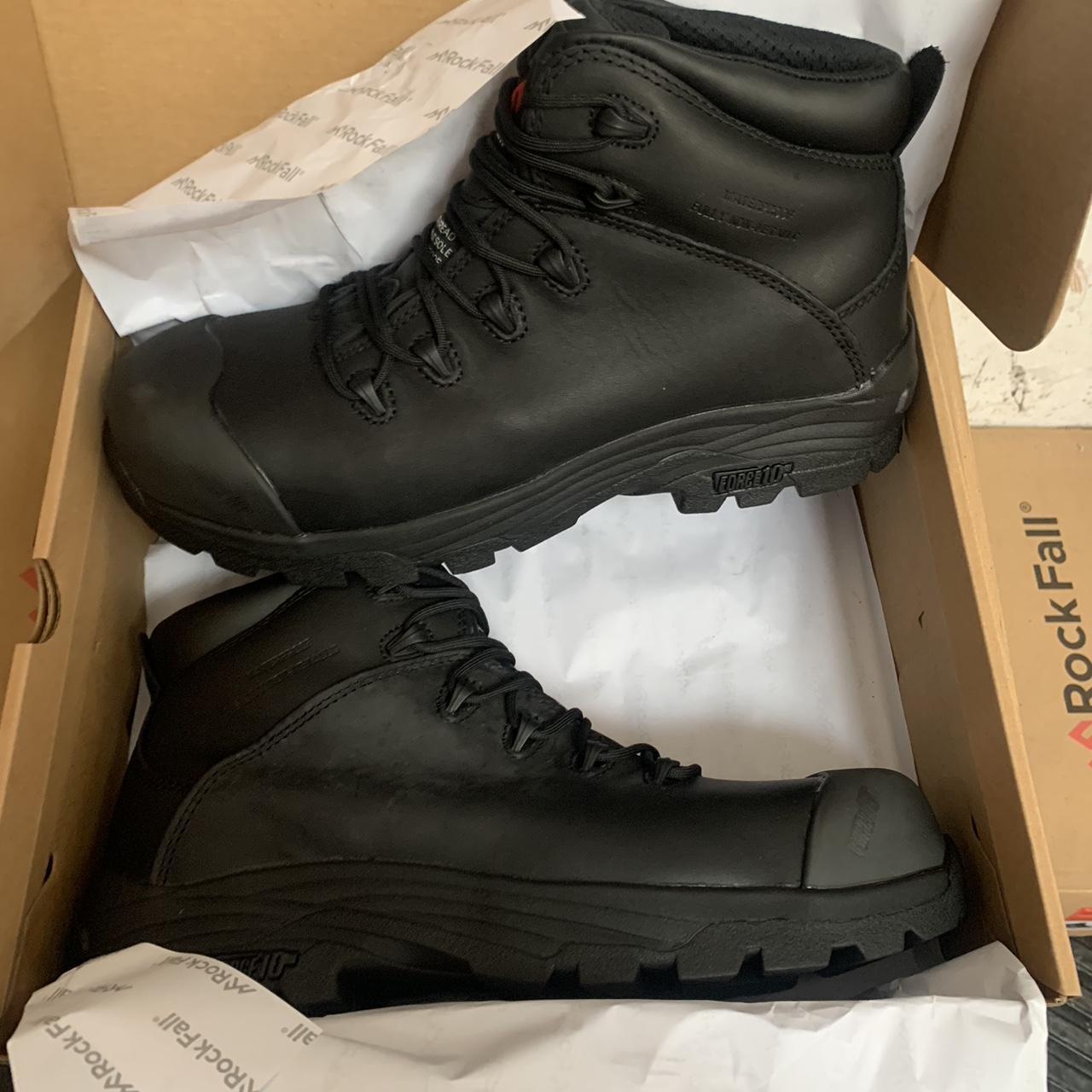 Rock fall safety boots - Depop