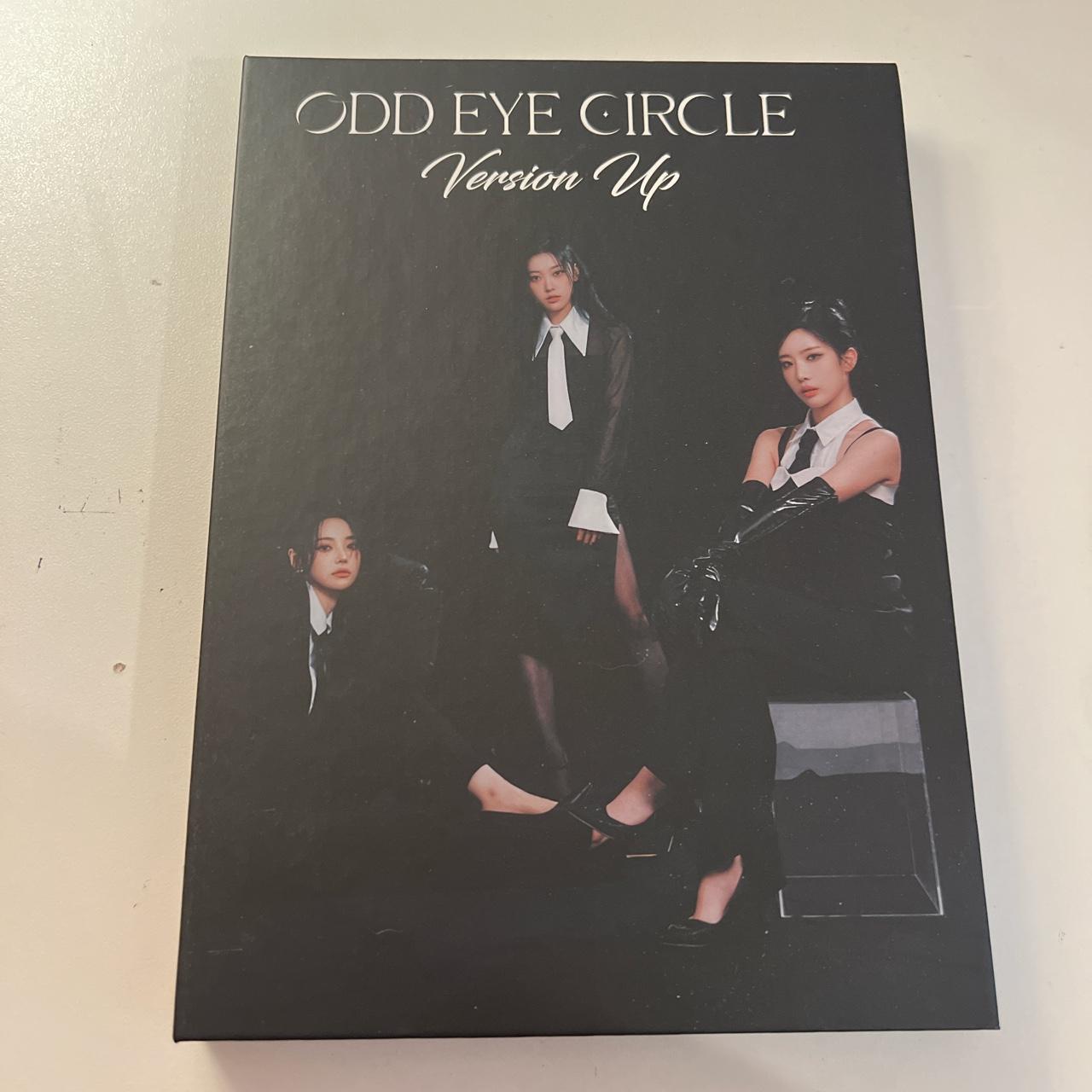 OEC/ODD EYE CIRCLE/ARTMS/LOONA VERSION UP ALBUM... - Depop