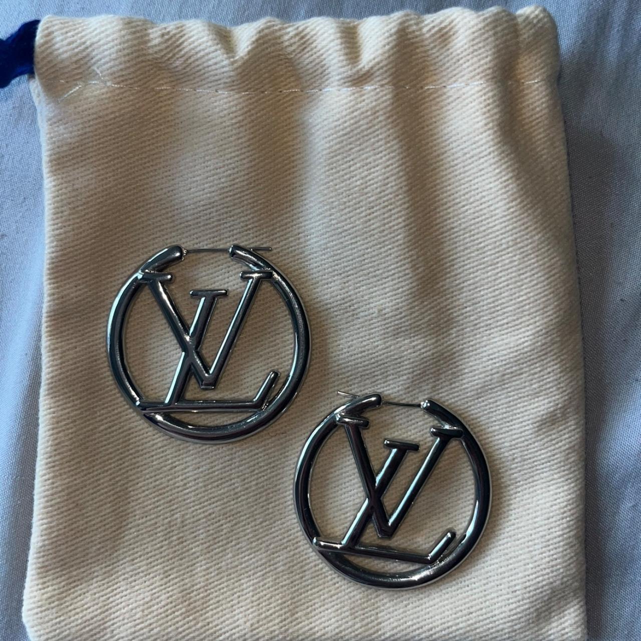 Louis Vuitton Louise Silver Hoops Earrings Message