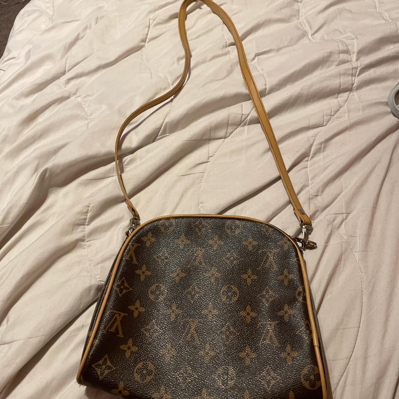 Small LV bag | Depop