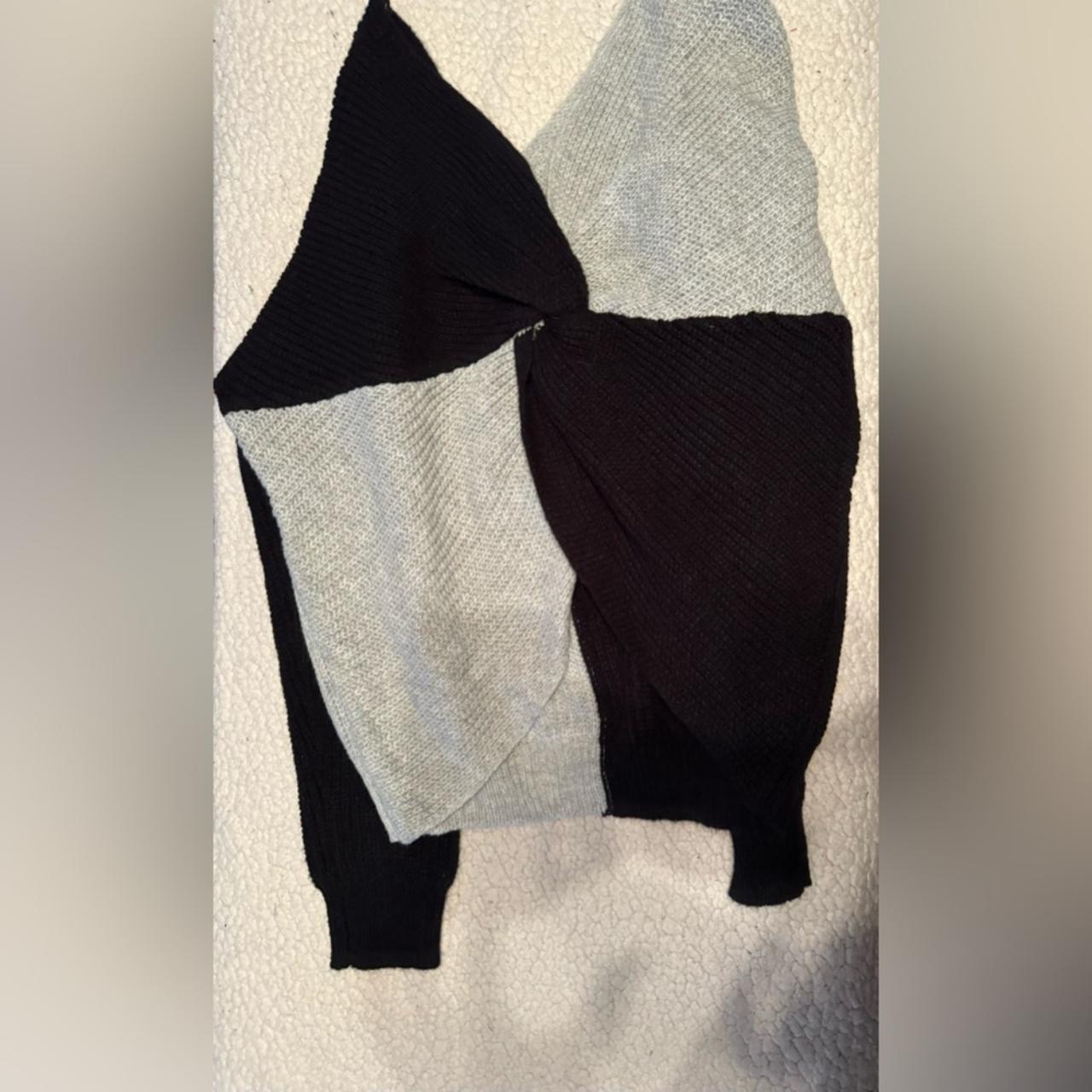 Twisted Front Reversible Sweater XXL NWOT like a... - Depop