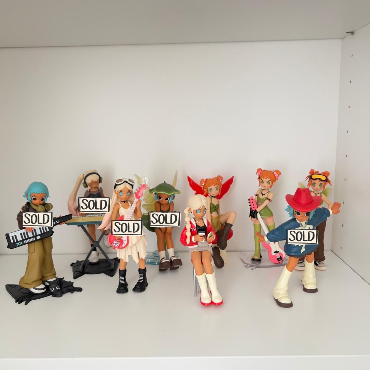 POPMART - Peach Riot Rise Up POPMART - Peach Riot... - Depop