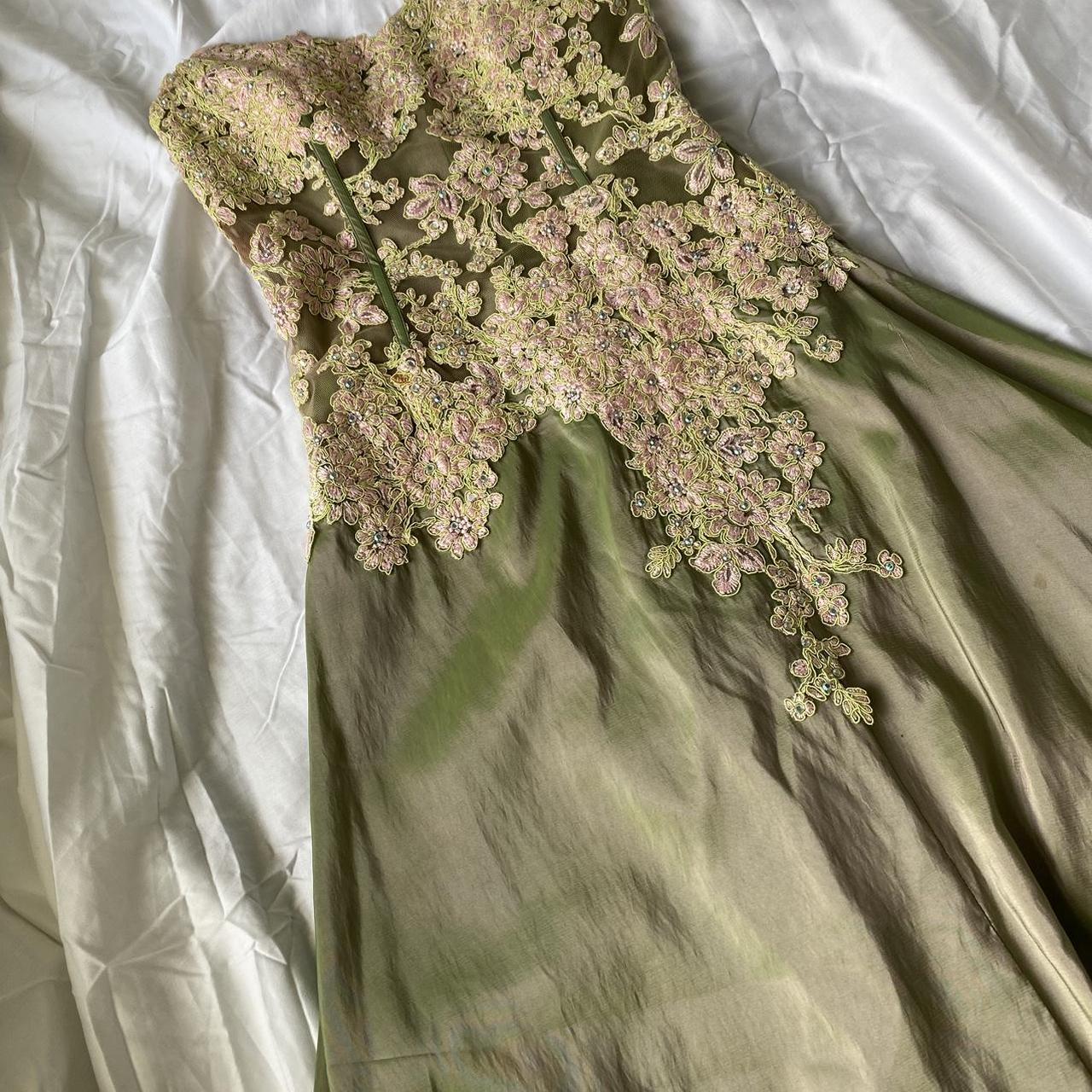 Enchanted Forest Y2K embroidered and beaded vintage... - Depop