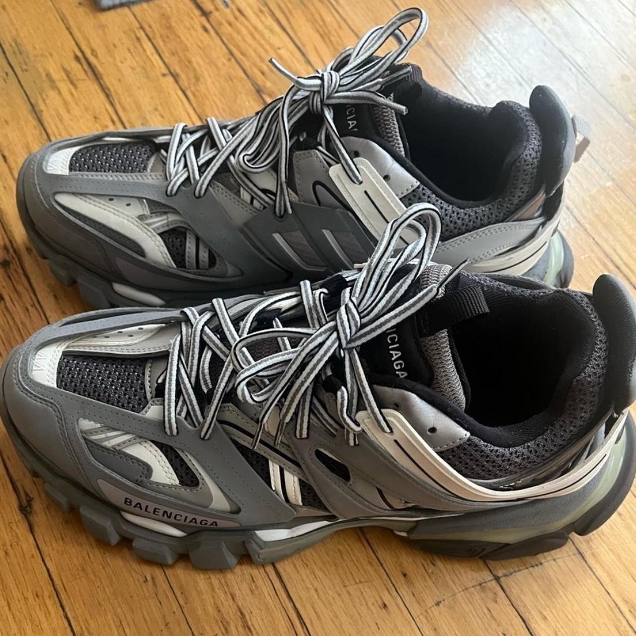 Balanceiaga Track 2 size 11 ill go cheaper i... - Depop