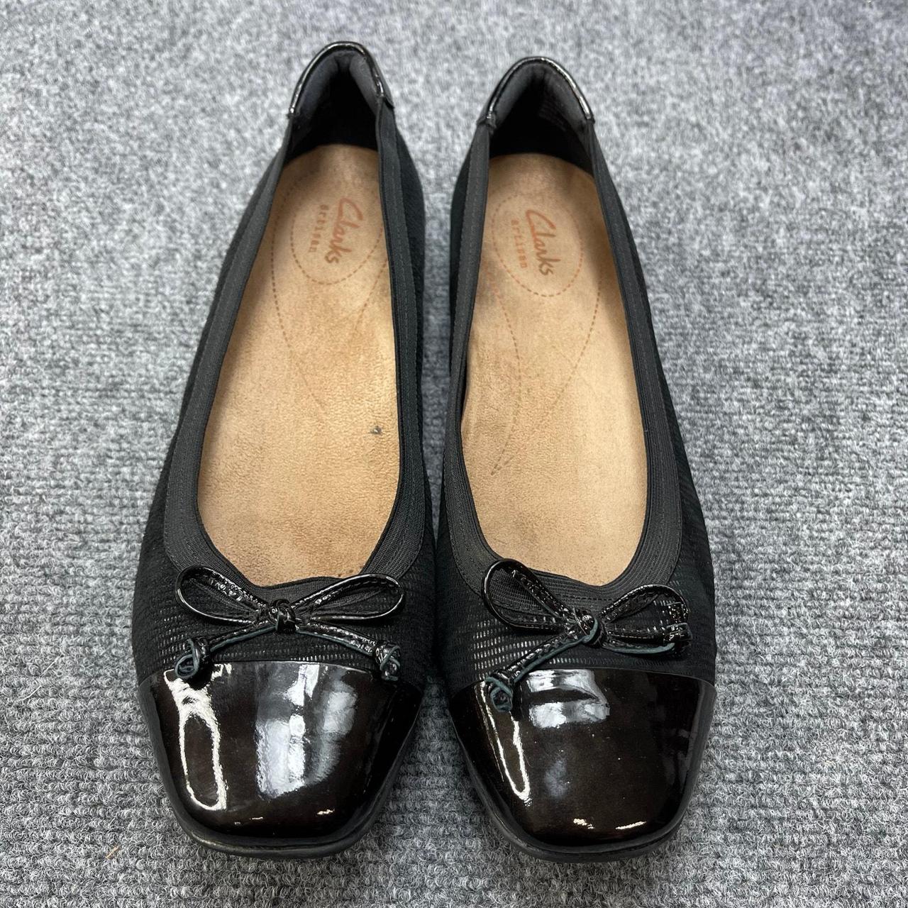 CLARKS Womens Ballet Flat Bow Shoe Black Size 9.5... - Depop