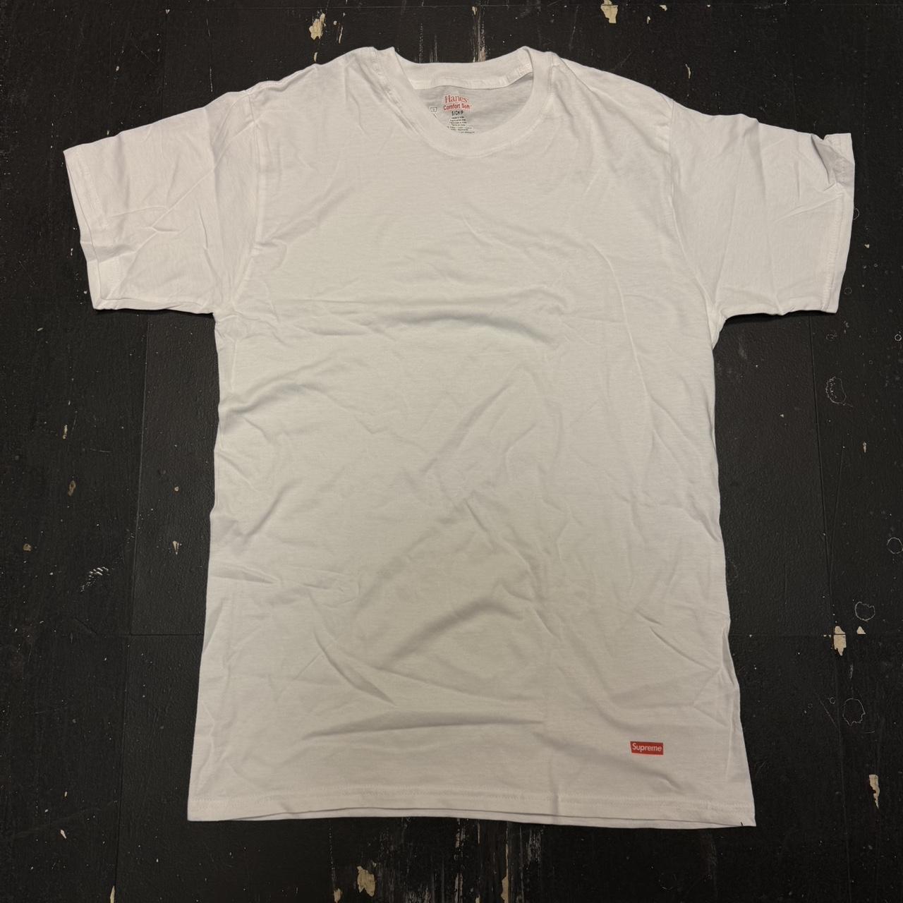 “Supreme White T” - Depop