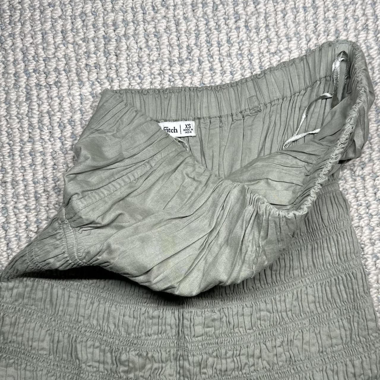 Abercrombie & Fitch Strapless Drop-Waist Smocked... - Depop