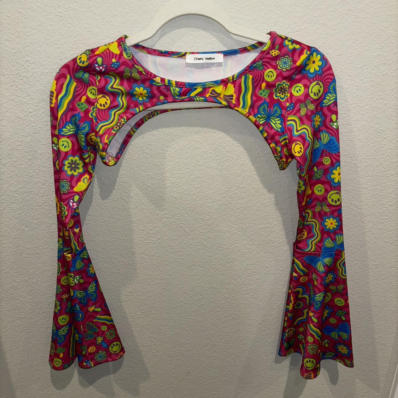 Never worn rave shrug #ihearteaves #rave | Depop