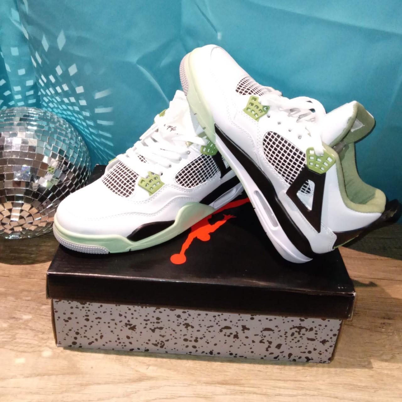 Jordan 4 Seafoam - Depop