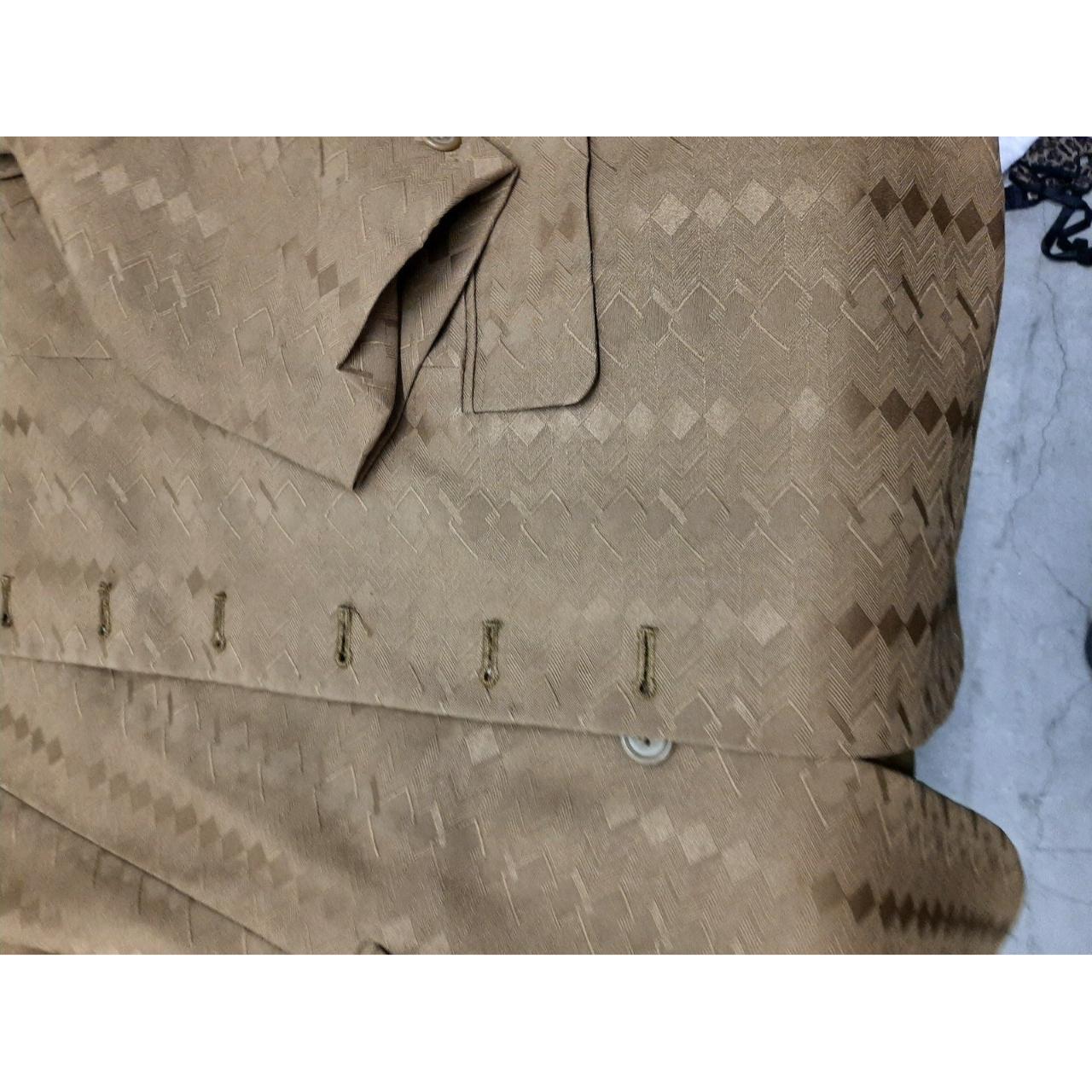 Vanetti 2 piece suit. 40L and 33L - Depop