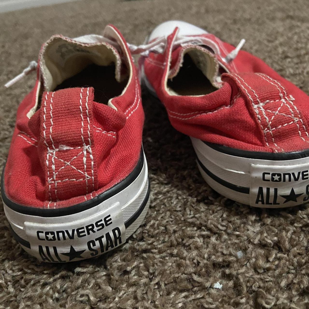 Red converse low top size 8 woman’s - Depop