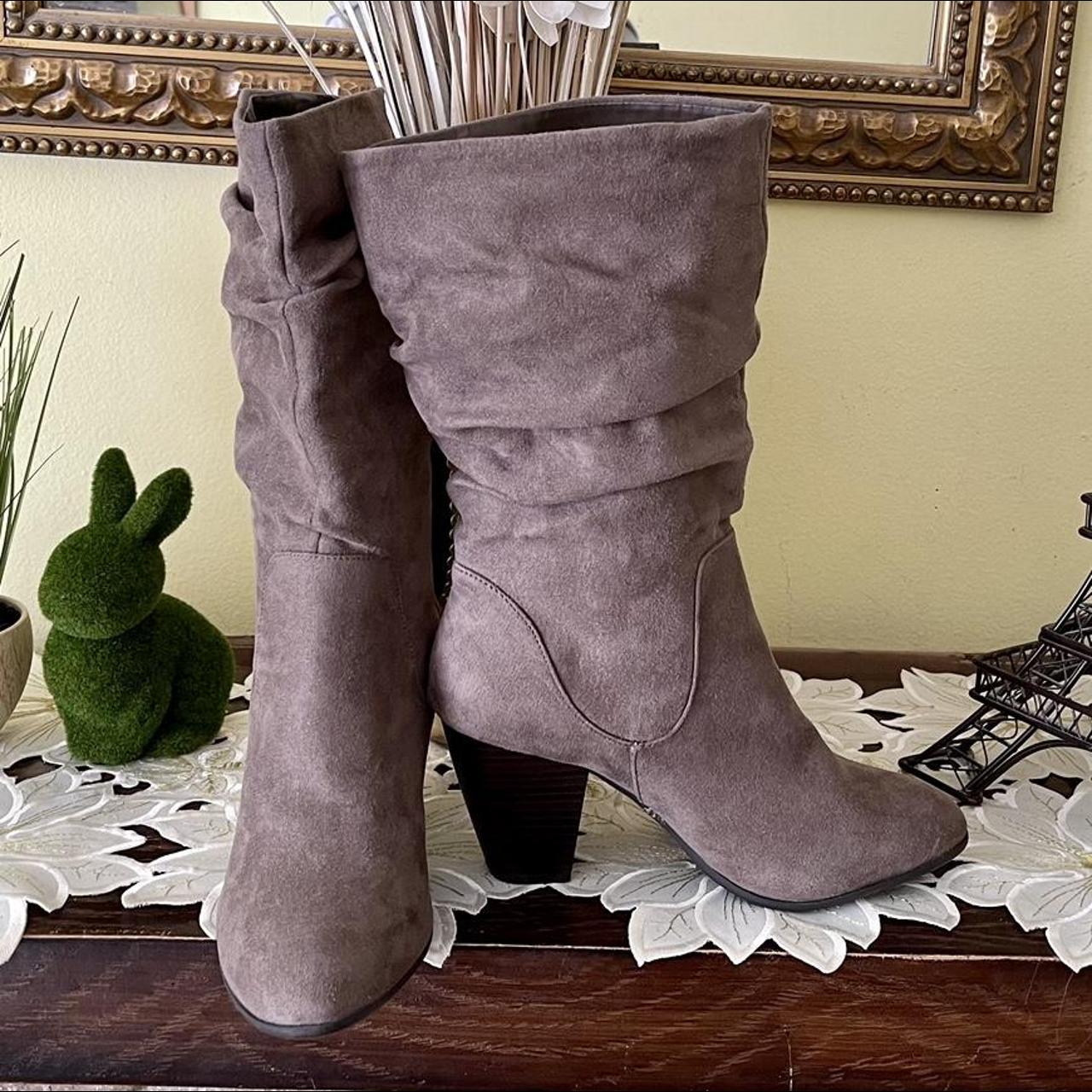 Women's Tan and Grey Boots | Depop