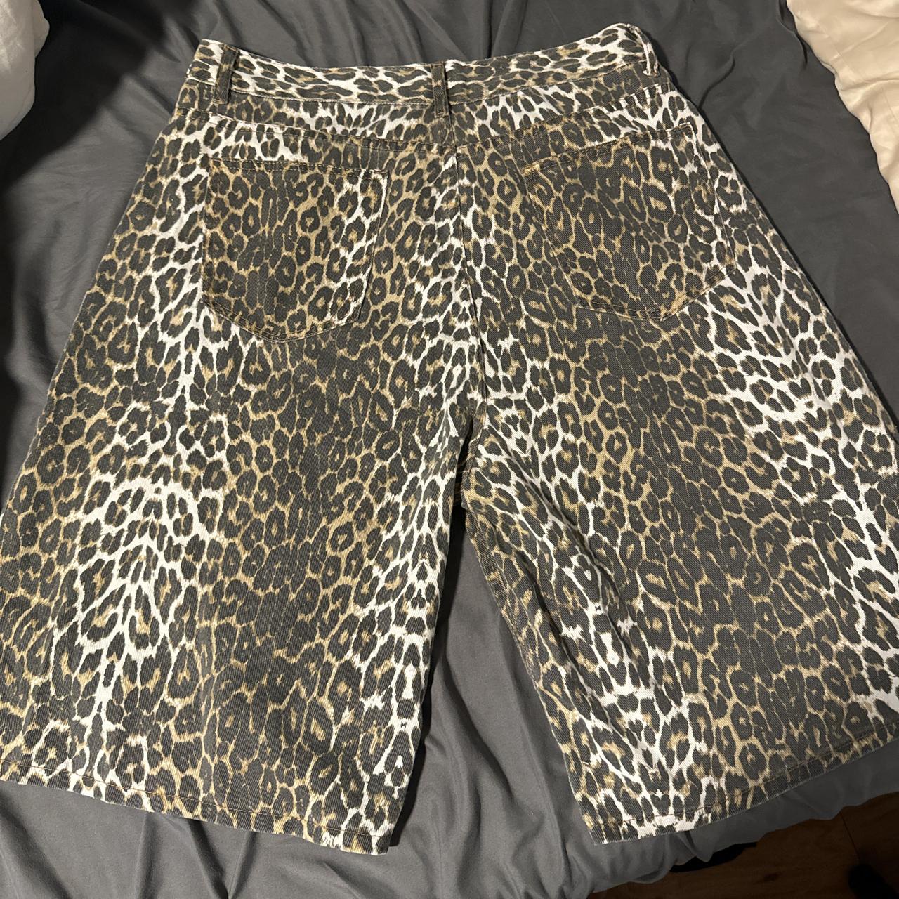 y2k/2000s long baggy leopard print jorts super... | Depop
