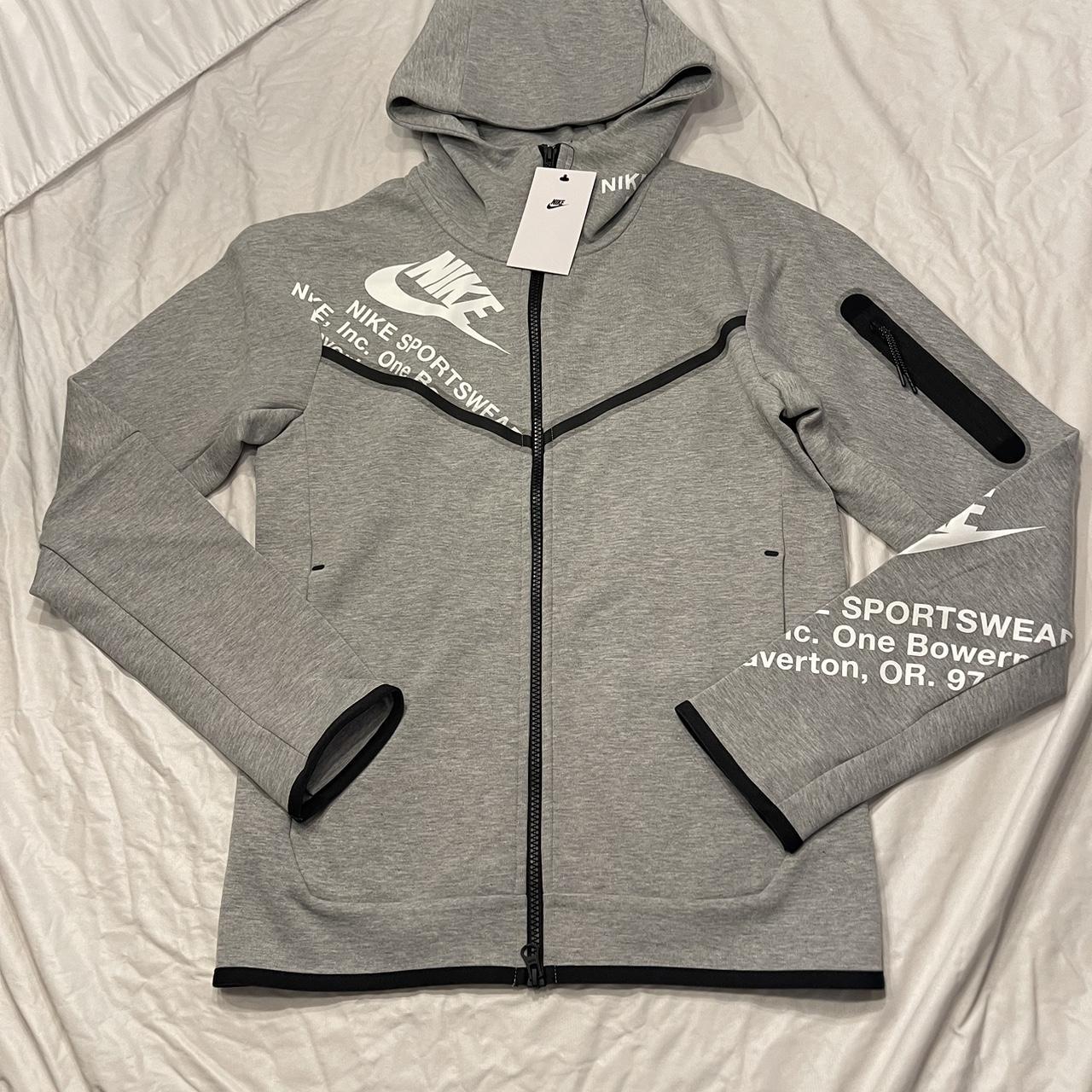 BRAND NEW-Nike Tech Fleece Graphic Men's Full-Zip-... - Depop