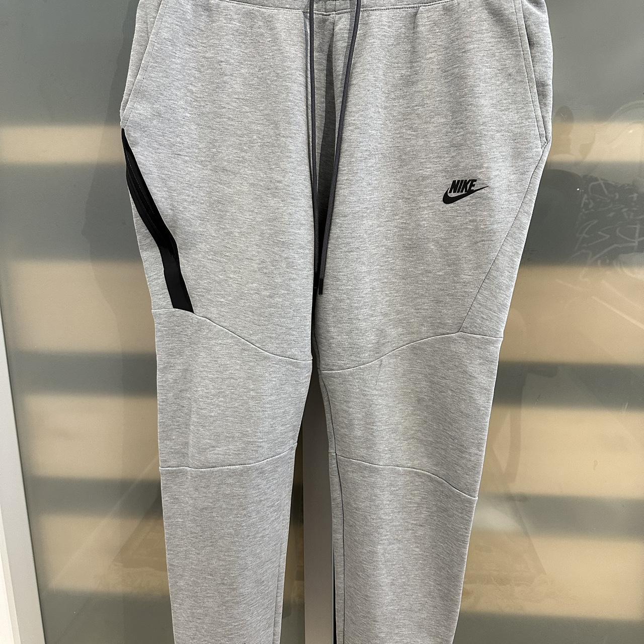 Nike tech fleece grey Old season In very good... - Depop