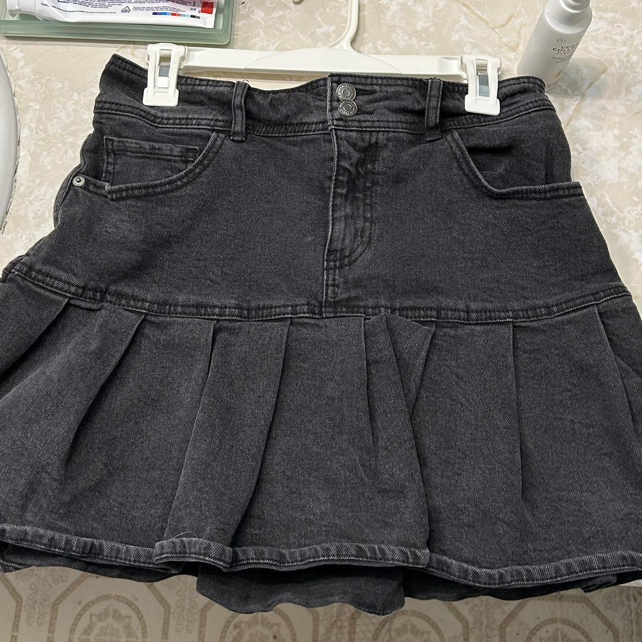 Wild Fable brand women’s denim dark grey pleated... - Depop