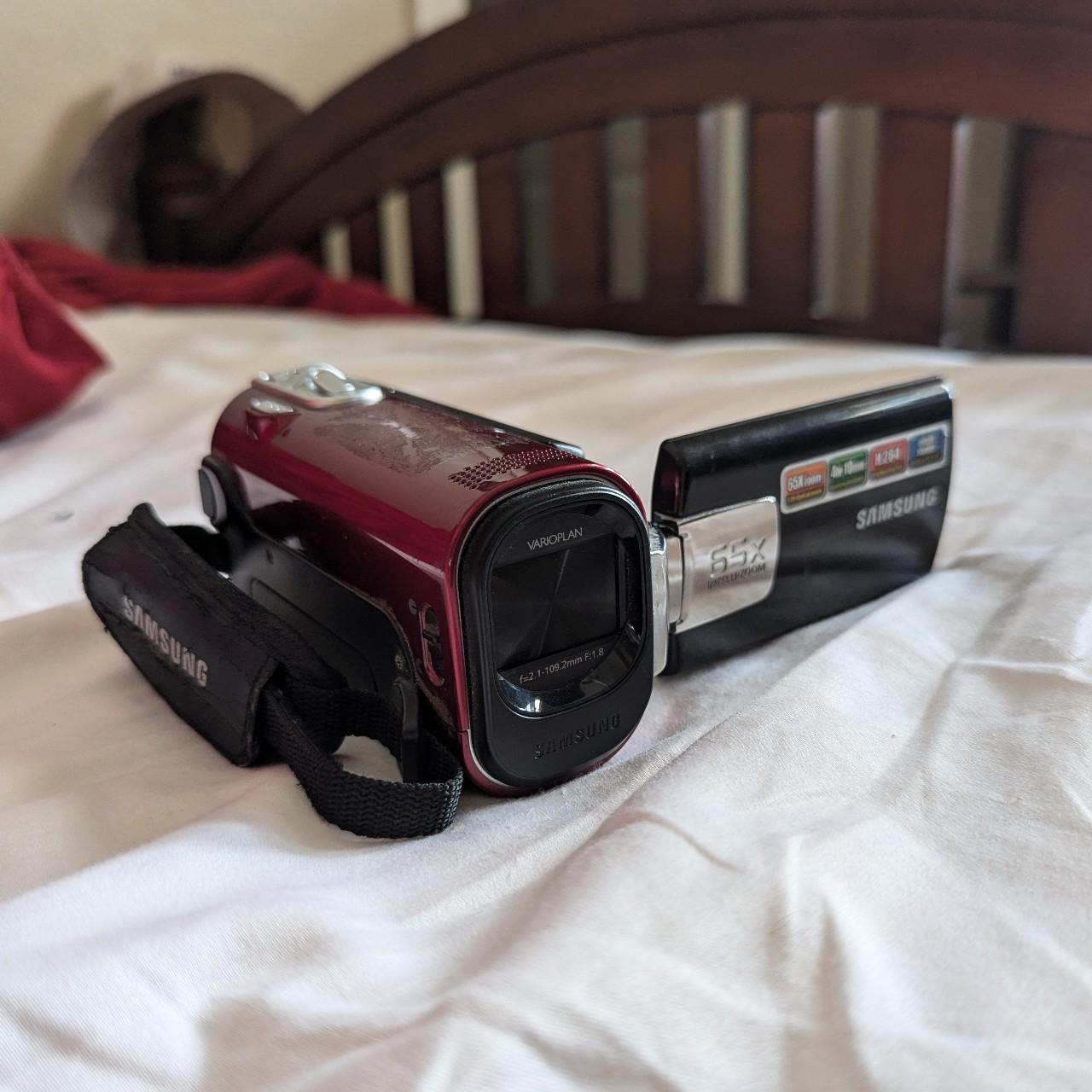 Samsung Camcorder! (needs battery) - Depop