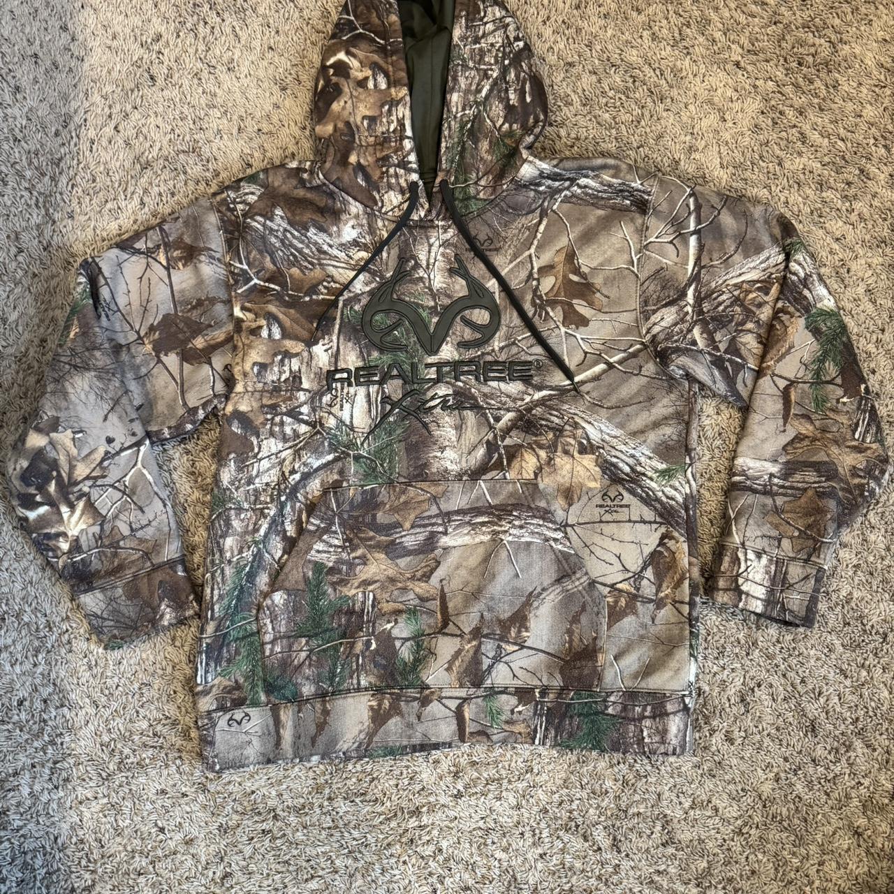 realtree camo hoodie fits like a medium open to... | Depop