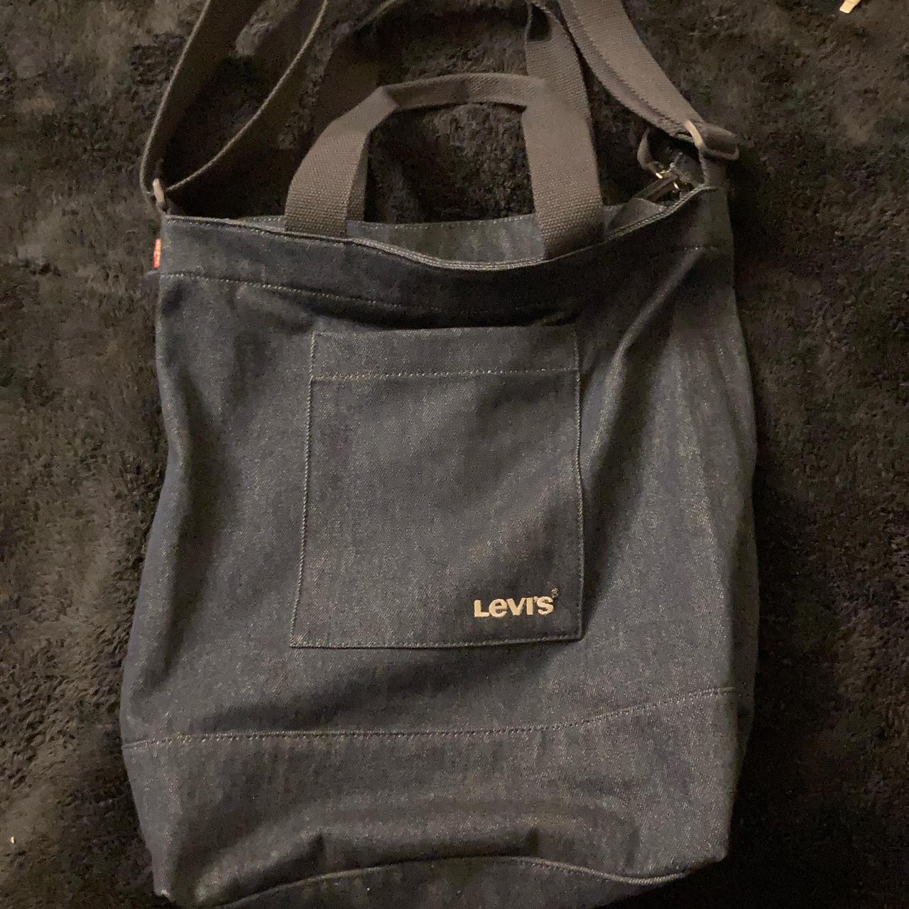 Levis Icon Tote Bag , Barely Used it , still new .... - Depop