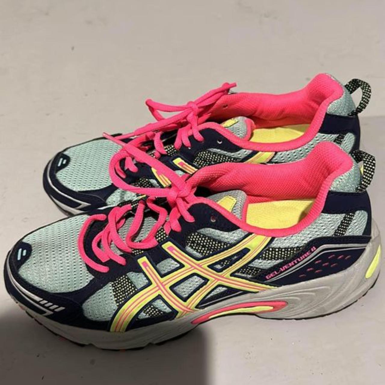 Nice asics gently used! - Depop