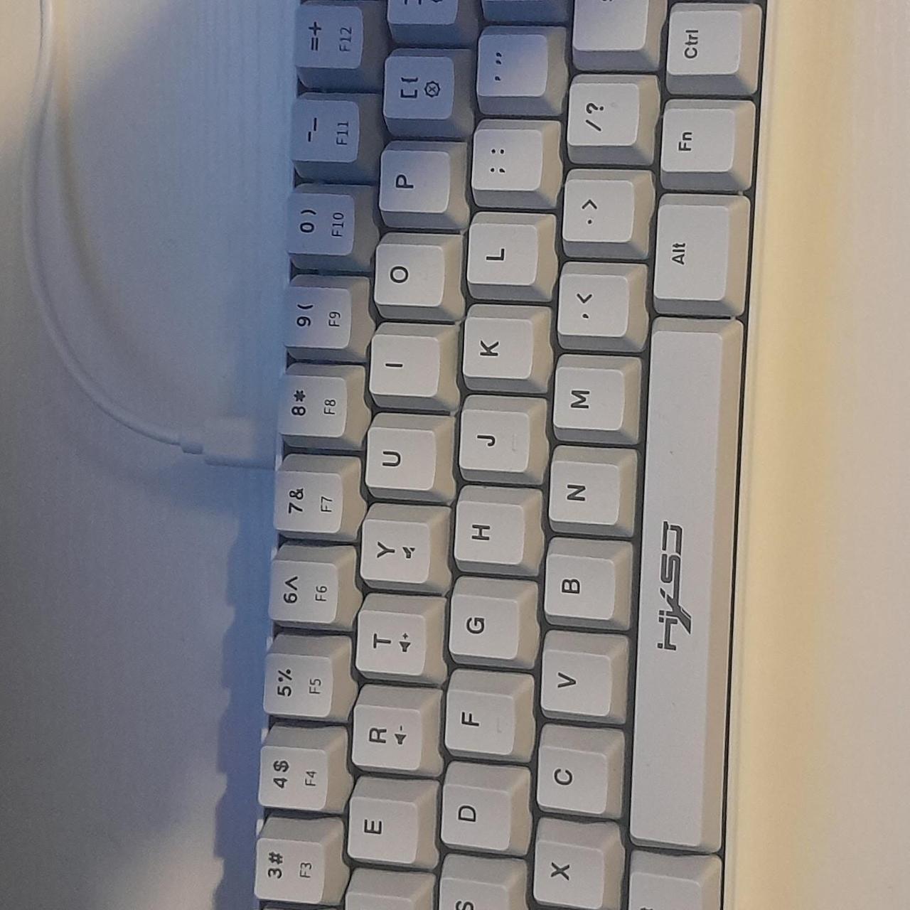 Keyboard, gaming keyboard, leds, very good , amazing... - Depop