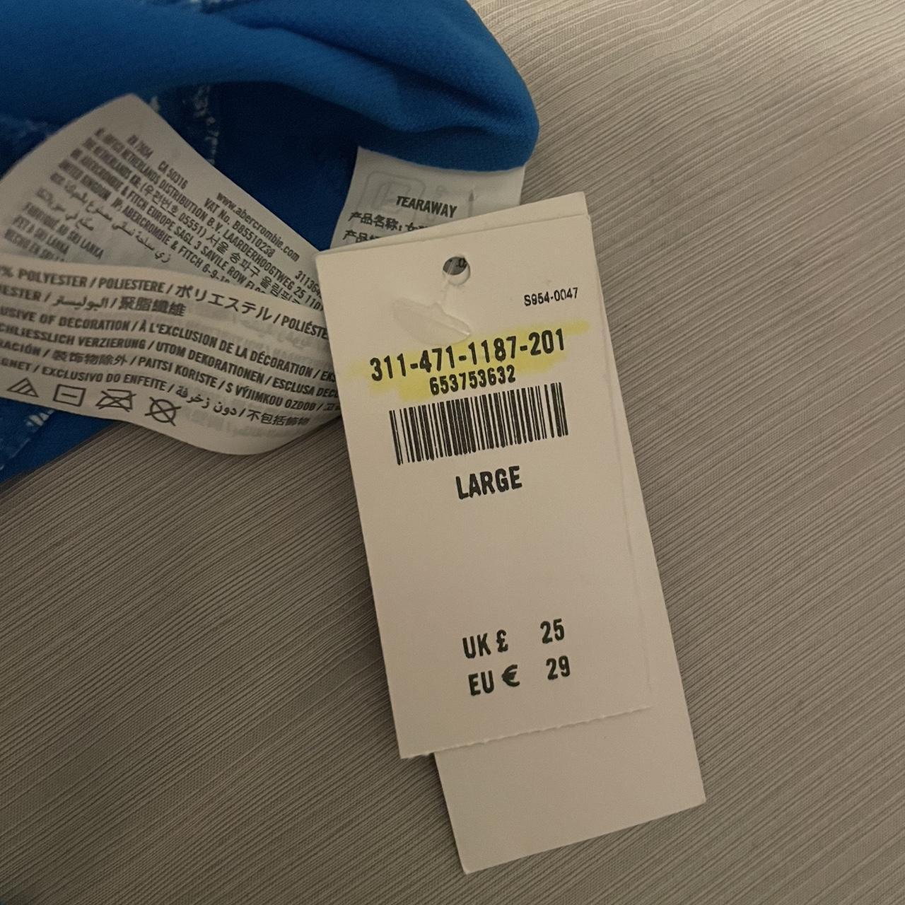 Hollister : tie back kini - Depop