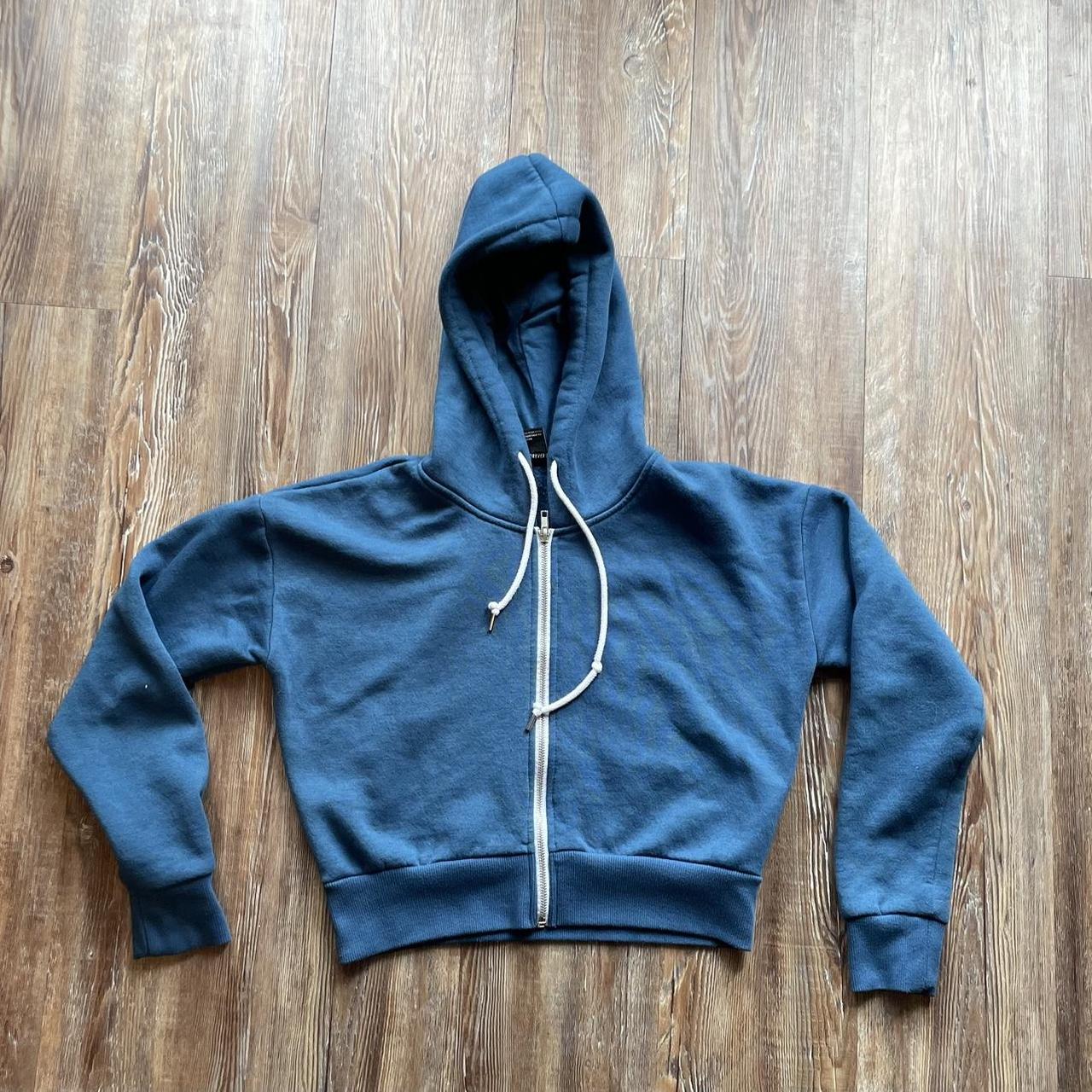 Forever 21 blue zip up cropped hoodie Size... - Depop