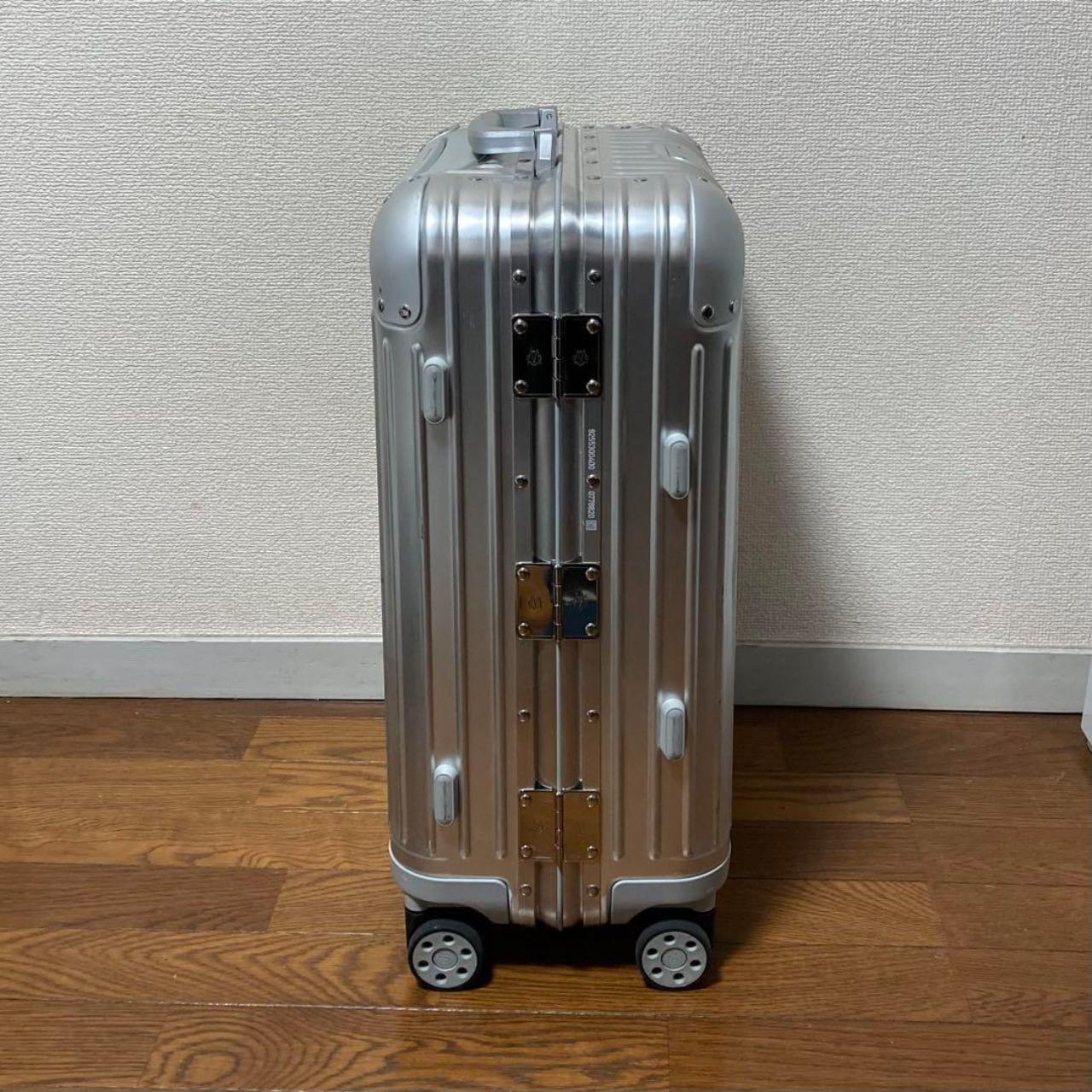 Rimowa Original Cabin Silver Aluminum Luggage Carry... - Depop