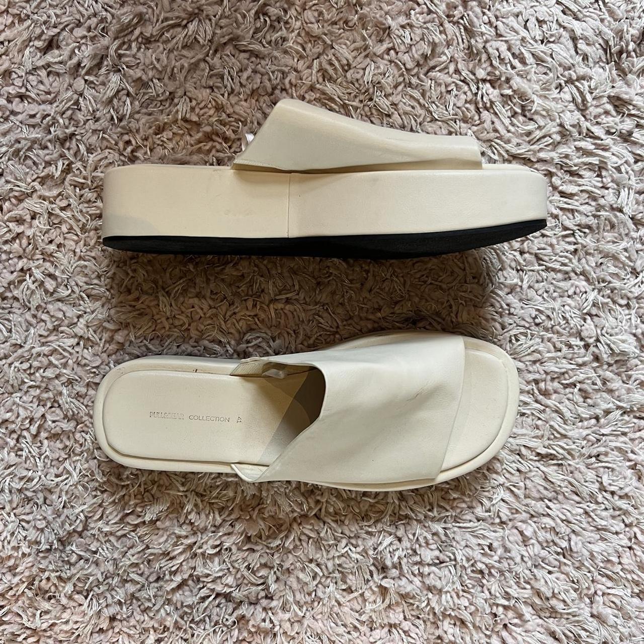 Cream / white leather slightly platformed sliders... - Depop