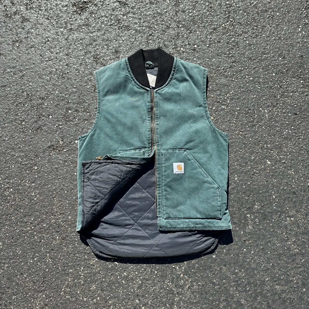 Carhartt VO2 HTG Hunter Green Quilted Nylon-Lined... - Depop