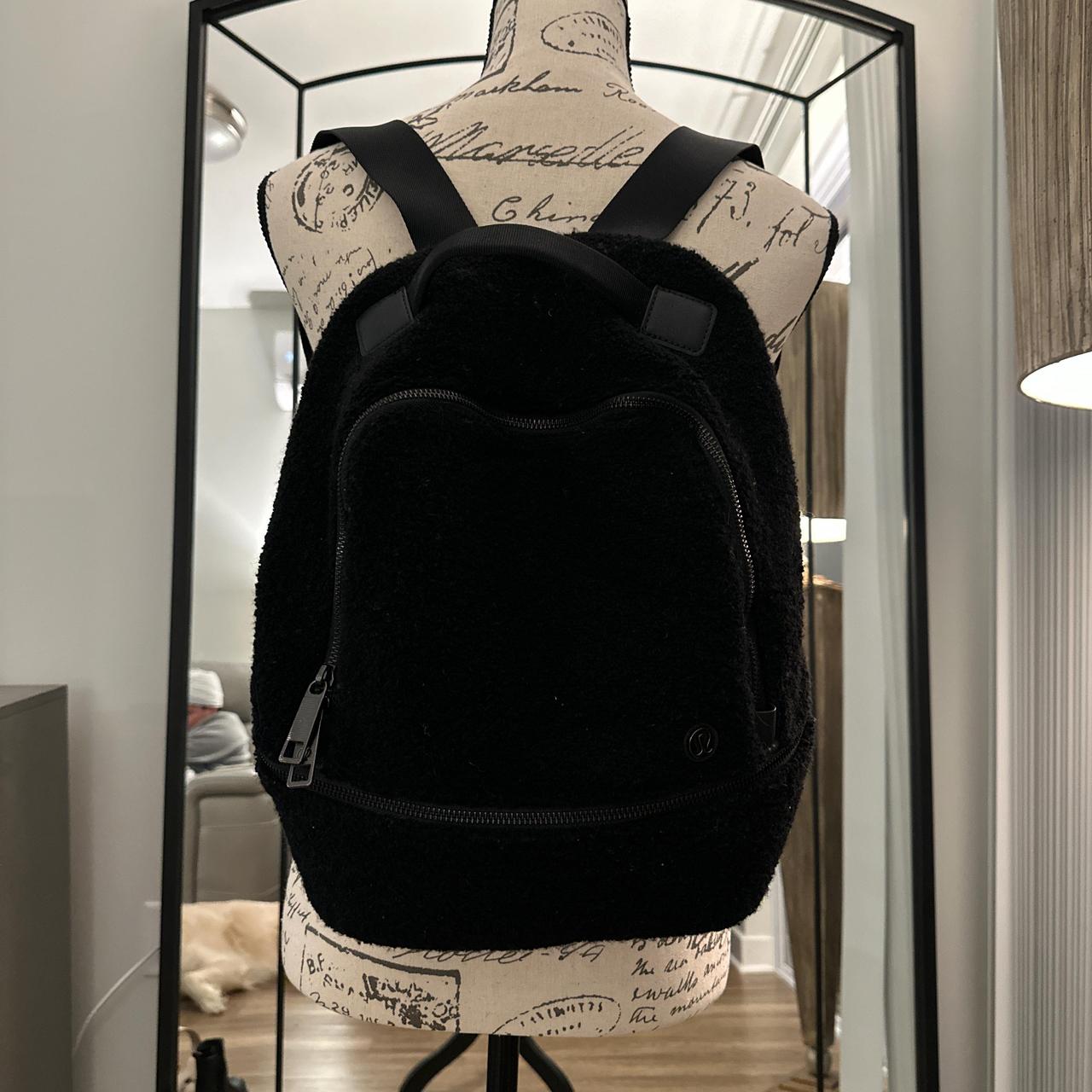 lululemon sherpa mini backpack no flaws - Depop