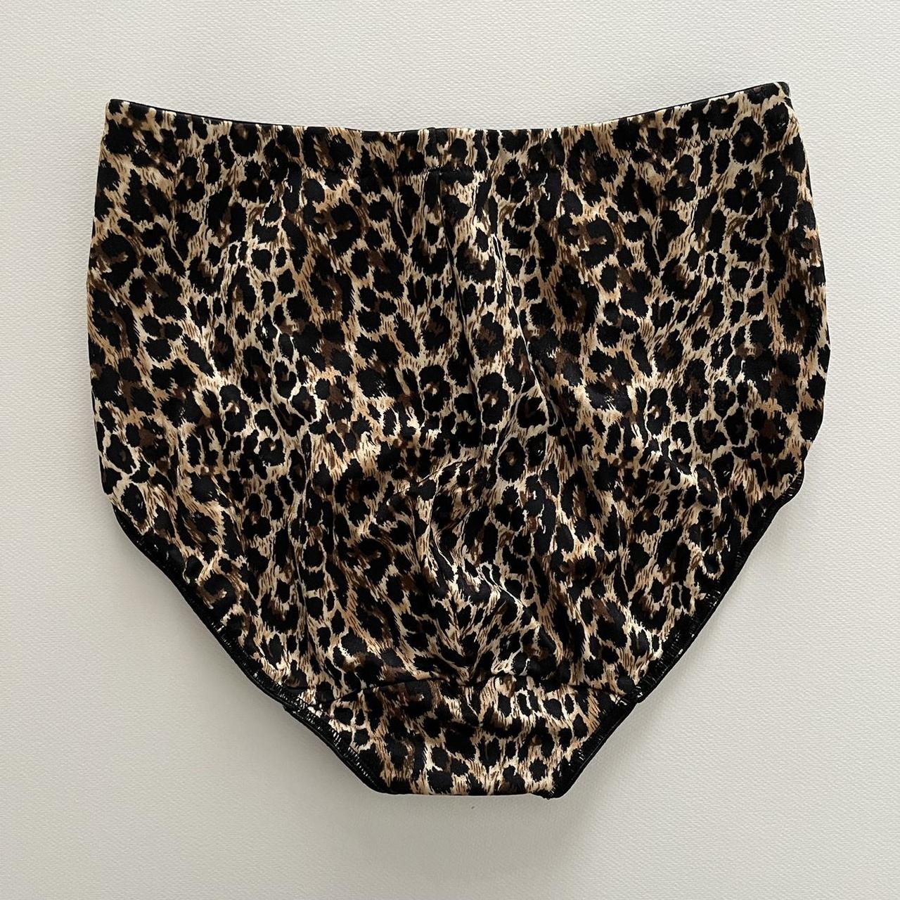 Playtex shapewear, exotic leopard print tummy... | Depop