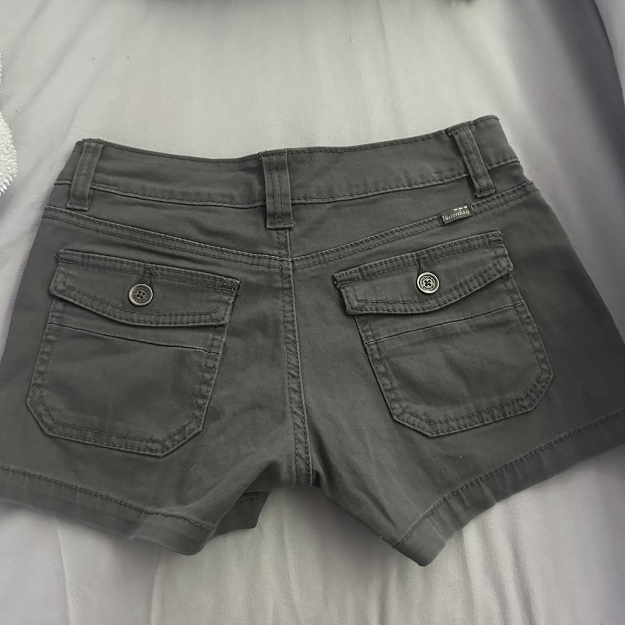 gray cargo mini shorts size 0 - Depop
