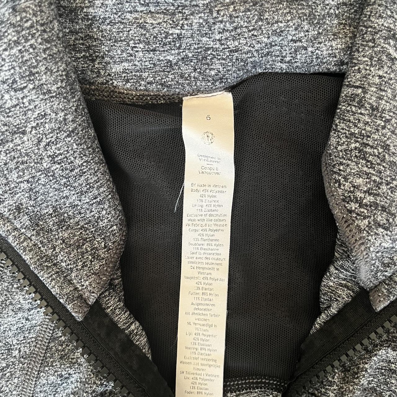 LULULEMON grey define jacket SIZE US 6 (UK 10) great... - Depop