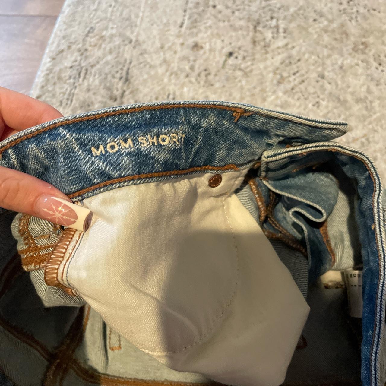 american eagle strigid mom short #americaneagle... - Depop