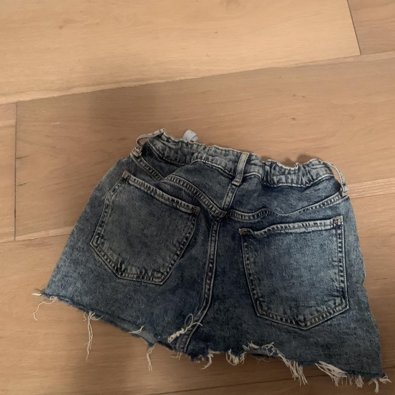 Gap denim shorts #denimshorts | Depop