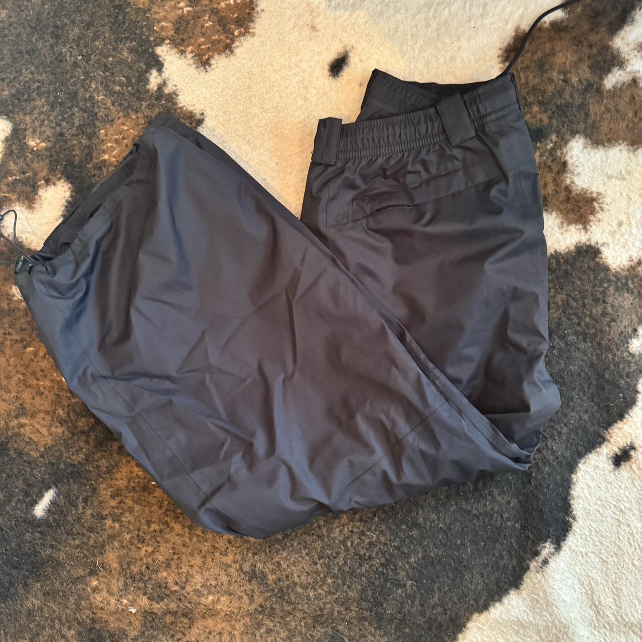 Thirty Two Sweeper wide snowboard pants. Size men’s... - Depop