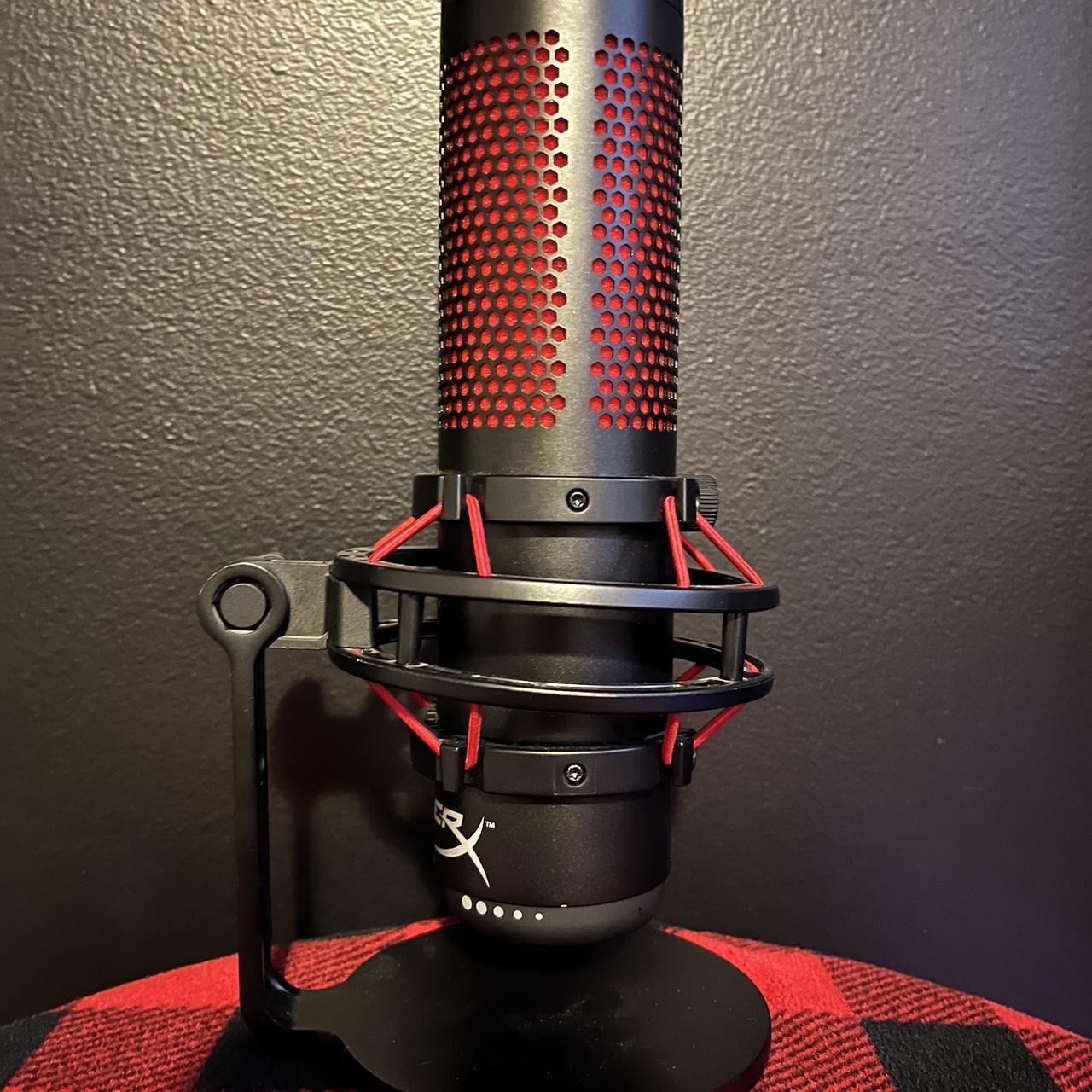 hyperx quadcast mic /gaming - Depop