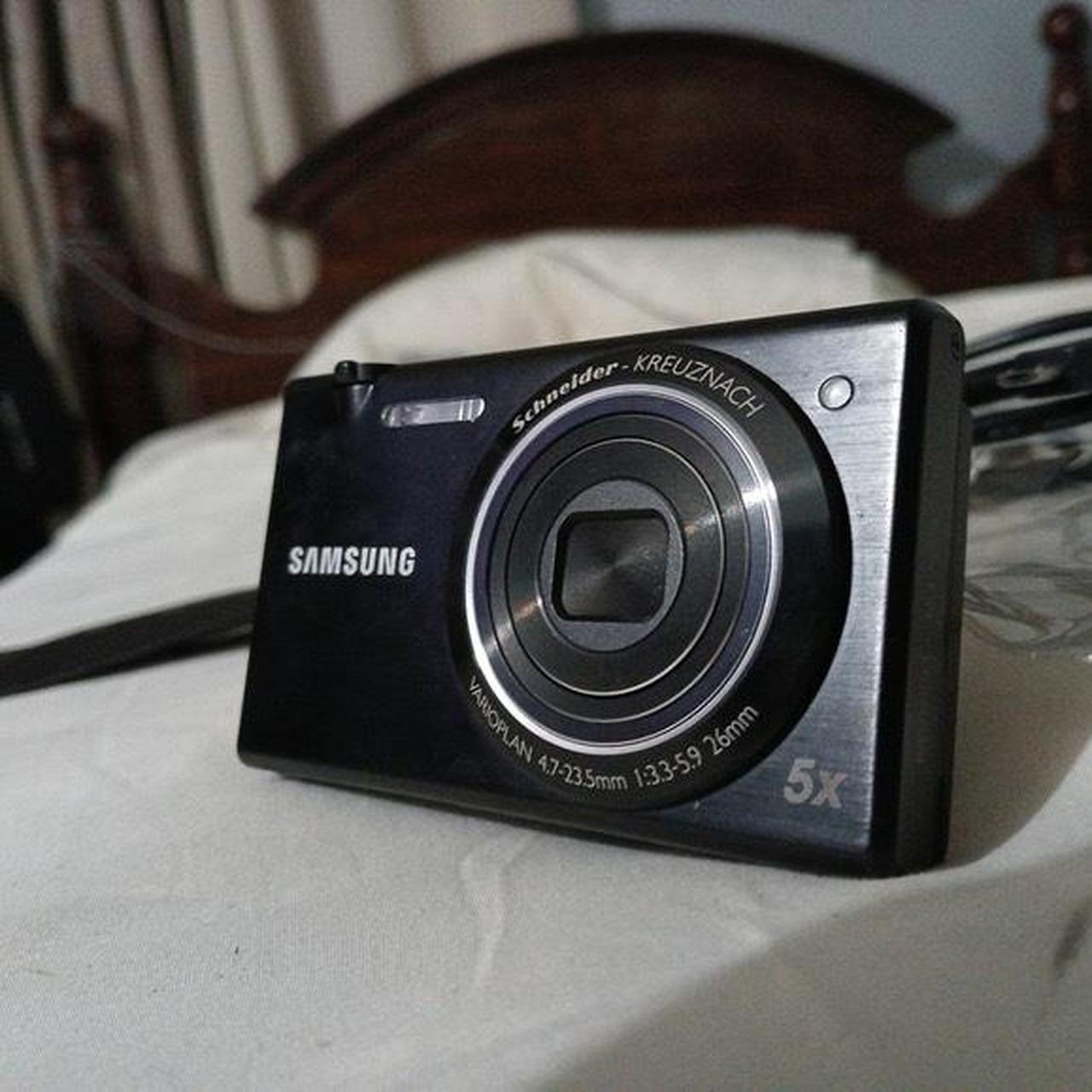 Samsung MV800 Digital Camera this is a Samsung... - Depop