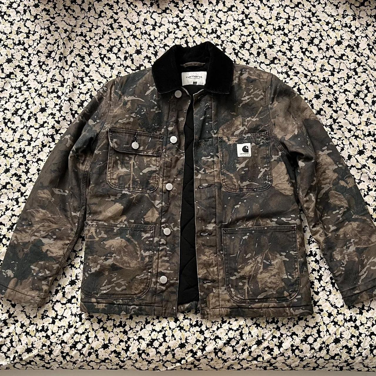 CARHARTT WIP michigan camo jacket no flaws fits a... - Depop