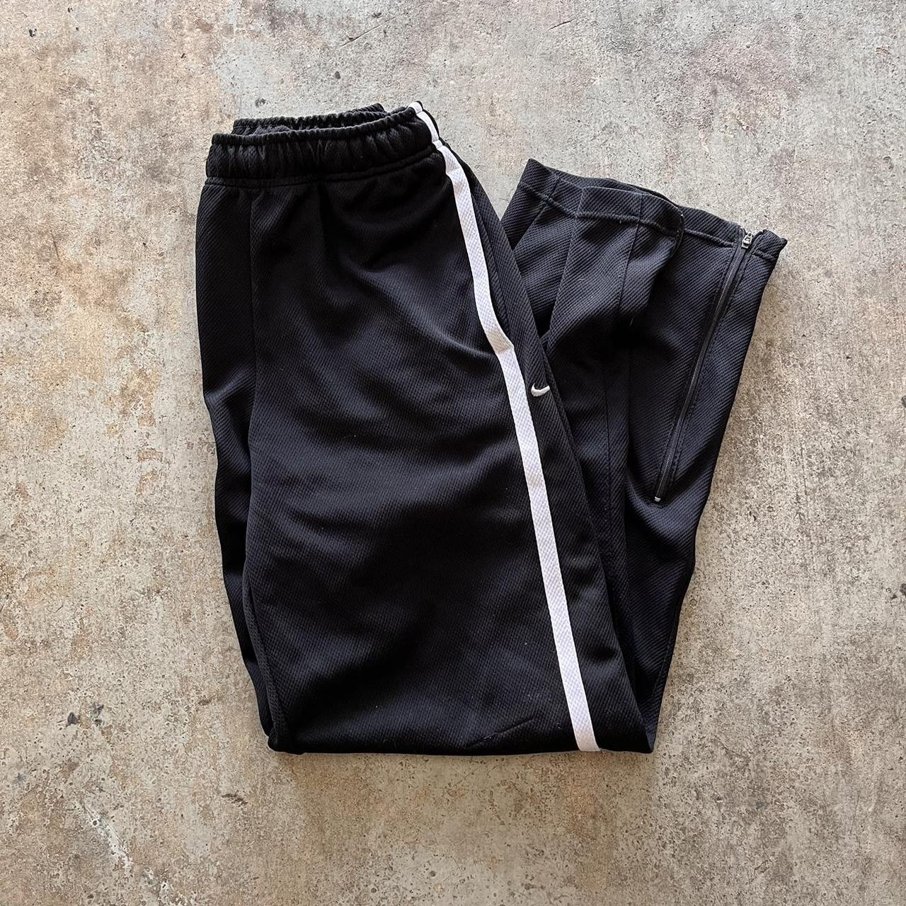 nike striped sweats size M dm before purchase - Depop