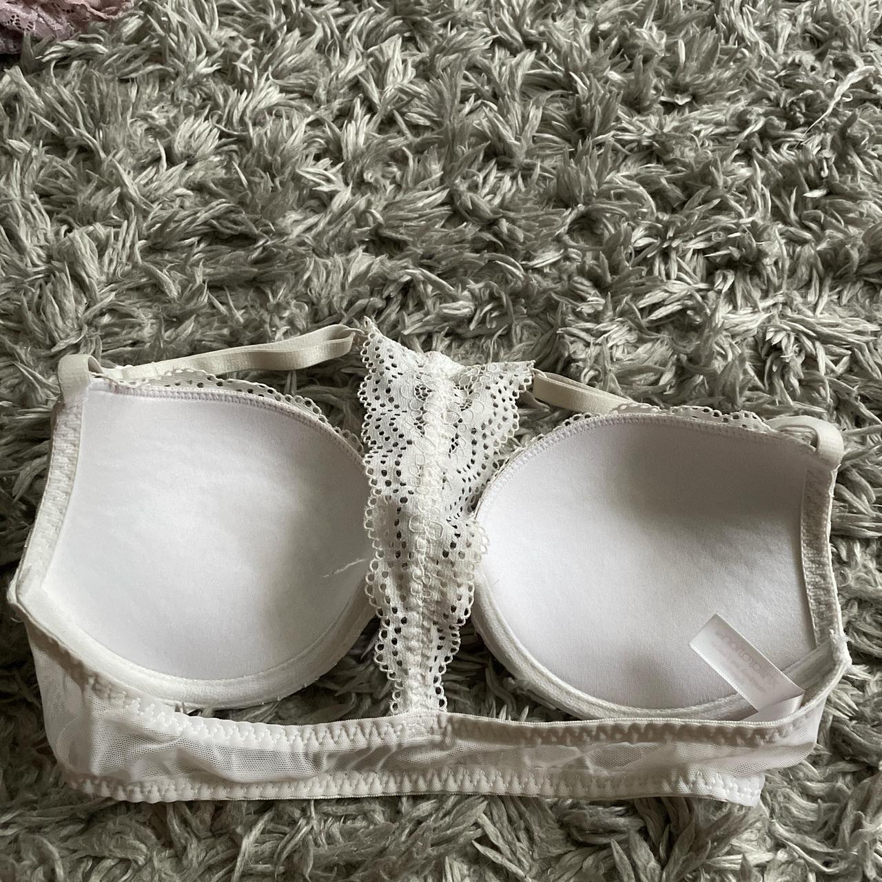 white lace front clasp push up bra 32B - Depop