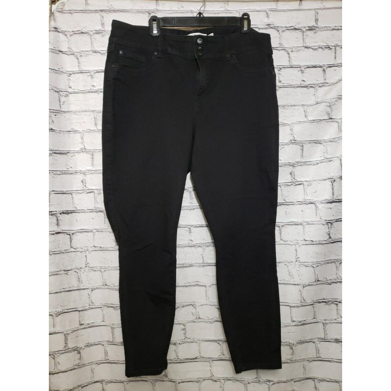 Torrid Denim 1st at Fit women jeans size 22R jegging... - Depop