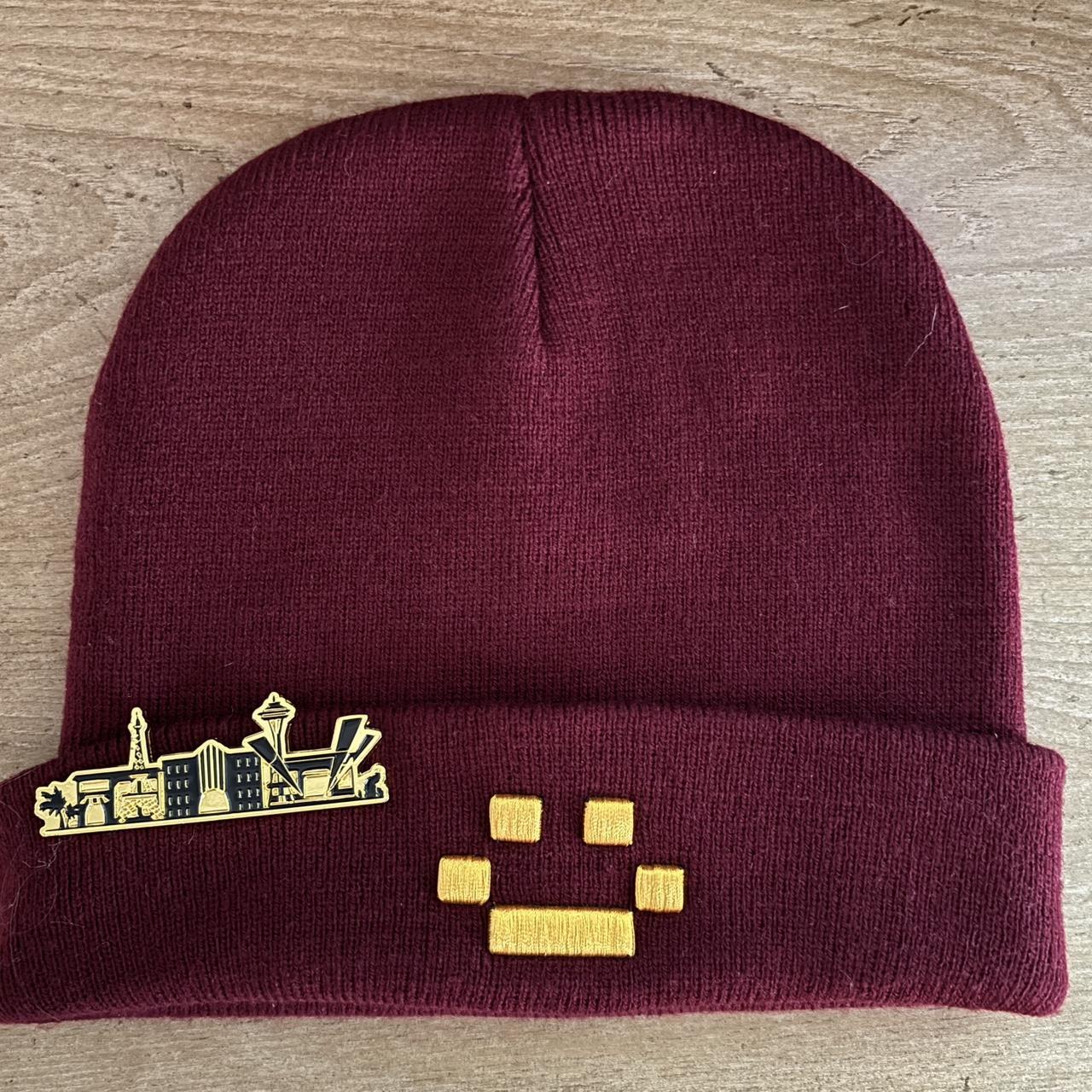 Official Quackity maroon beanie WITH official Las... - Depop