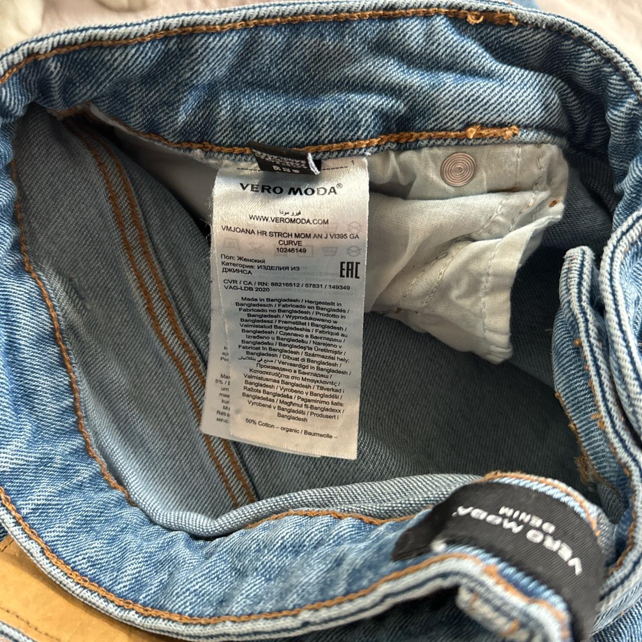 Size US18 Vero Moda Denim jeans, straight cut. Light... - Depop