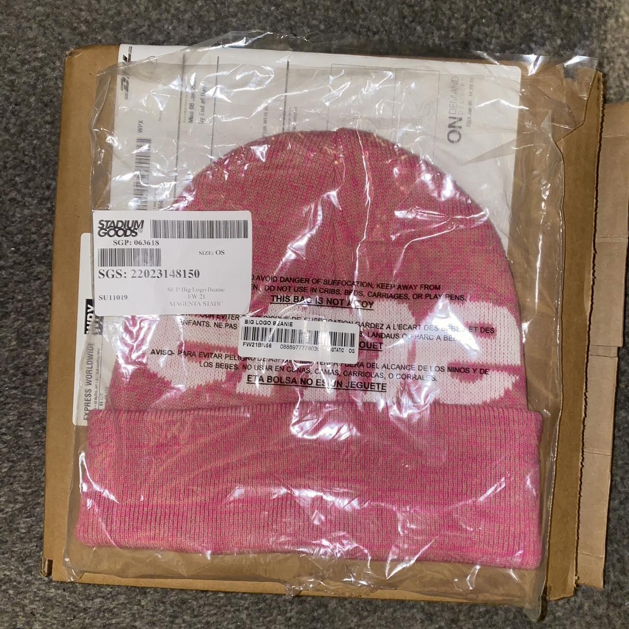 Pink Supreme Hat Big Logo knitted beanie NEVER BEEN... - Depop